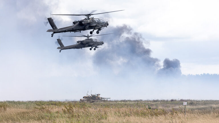 American heavy armour, gunships ‘open fire’ in Poland
